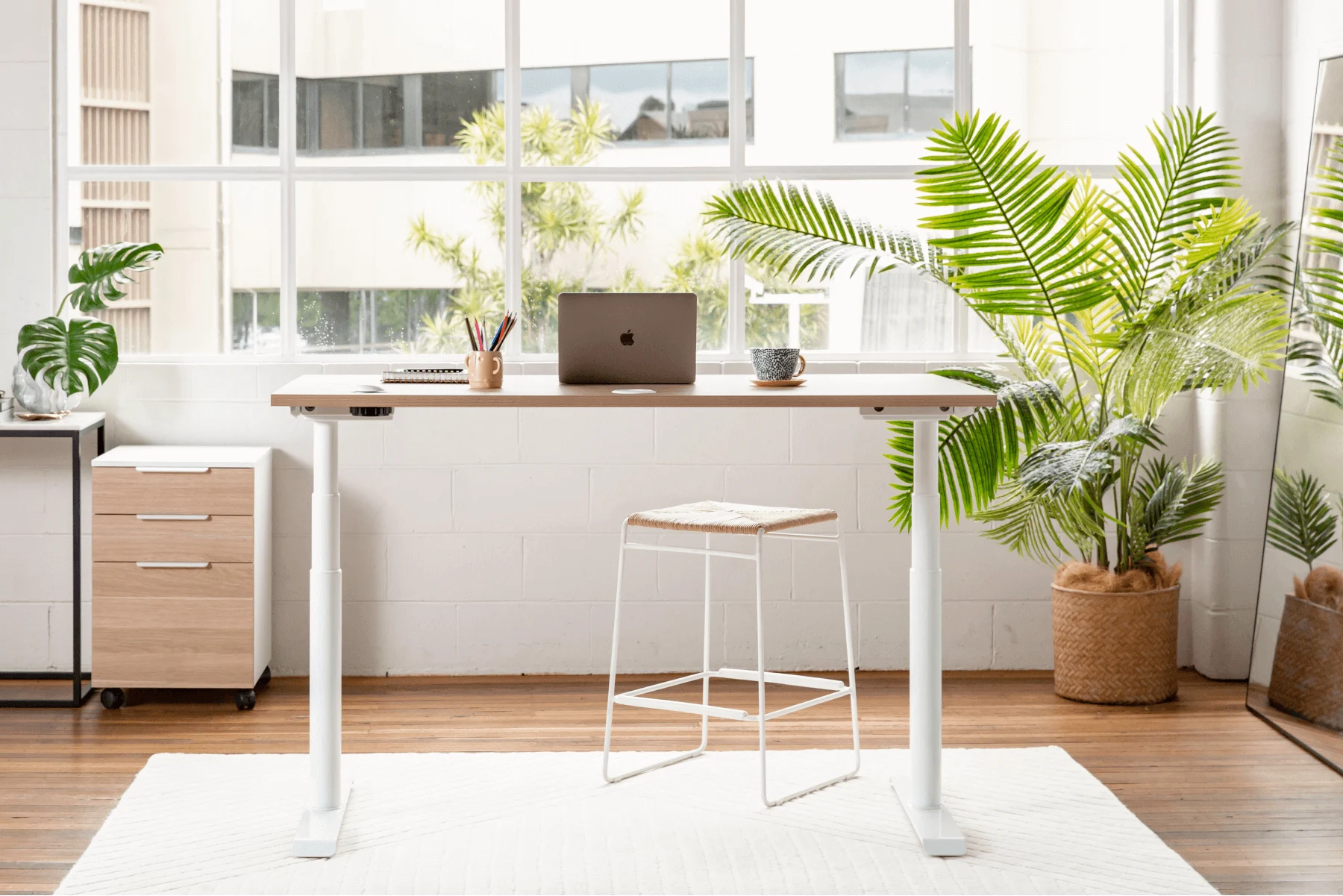 7 Tips to Creating a Holistic Workspace – Holistic Desks